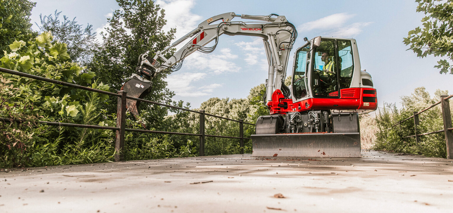 TB395W Wheeled Excavator | Takeuchi
